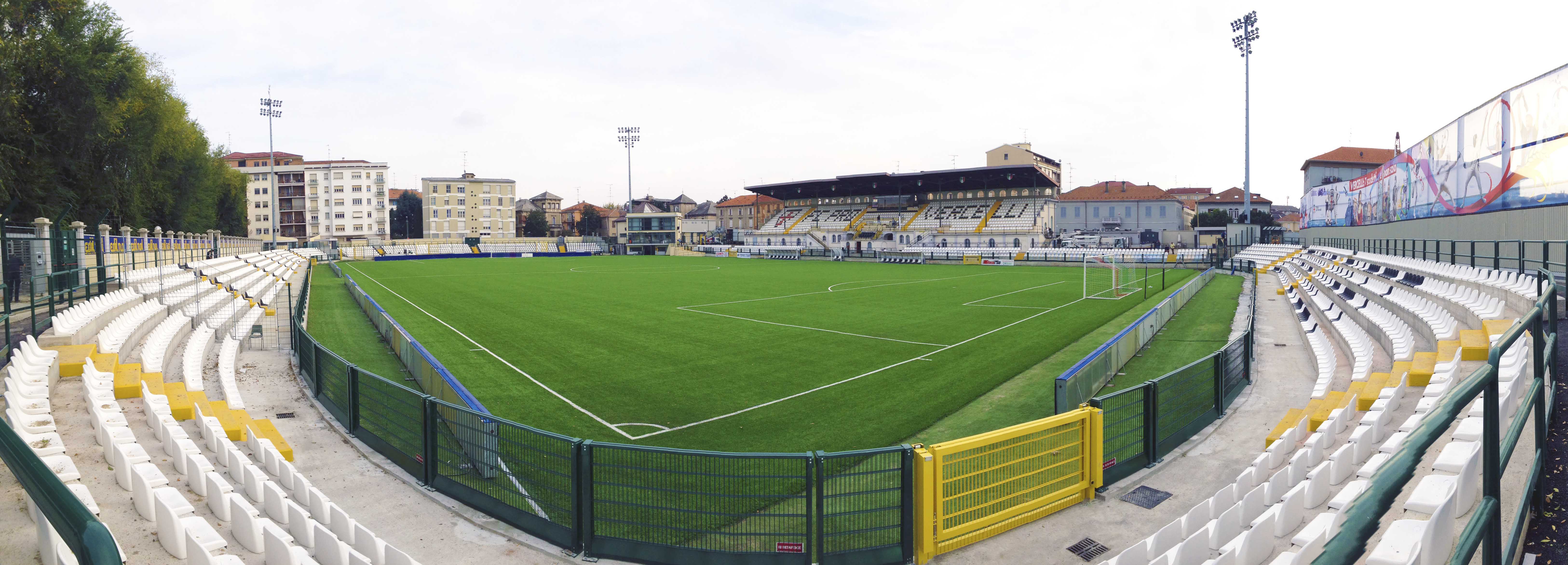 Stadio_Piola_(Vercelli),_vista_completa - Salesiani Piemonte e Valle d ...